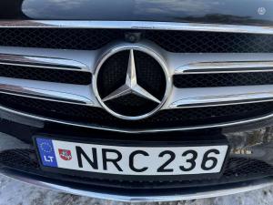 Black Mercedes-Benz E 220 2019 in Kaunas, with an engine capacity of 1.95 L and mileage of 193 thousand km for 18200 €, photo 16 on AUTOMOTO.COM.LV