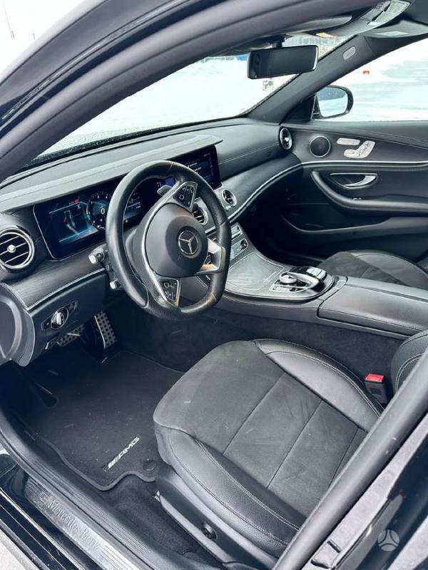 Melns Mercedes-Benz E 220 2019 Kauņa, ar dzinēja tilpumu 1.95 L un nobraukumu 150 tūkst. km par 24500 €, foto 10 vietnē AUTOMOTO.COM.LV