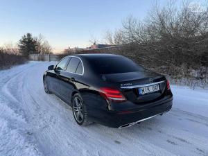 Black Mercedes-Benz E 220 2019 in Kaunas, with an engine capacity of 2.00 L and mileage of 300 thousand km for 21500 €, photo 3 on AUTOMOTO.COM.LV