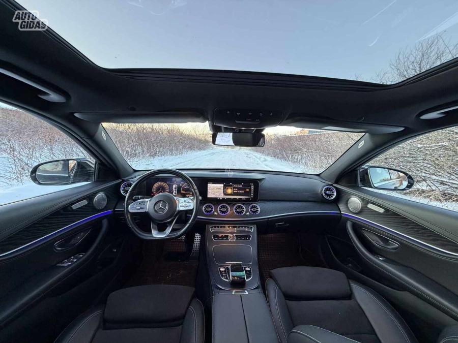 Black Mercedes-Benz E 220 2019 in Kaunas, with an engine capacity of 2.00 L and mileage of 300 thousand km for 21500 €, photo 9 on AUTOMOTO.COM.LV