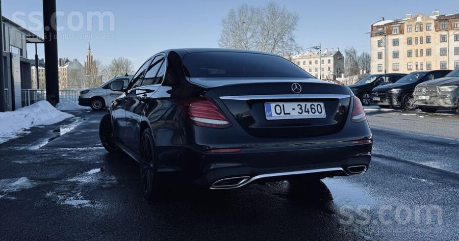 Melns Mercedes-Benz E 220 2019 Rīga, ar dzinēja tilpumu 2.00 L un nobraukumu 177 tūkst. km par 23800 €, foto 4 vietnē AUTOMOTO.COM.LV