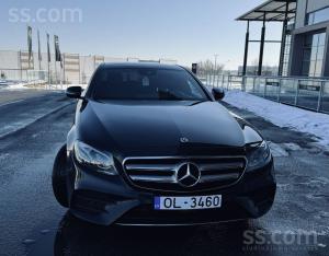 Melns Mercedes-Benz E 220 2019 Rīga, ar dzinēja tilpumu 2.00 L un nobraukumu 177 tūkst. km par 23800 €, foto 5 vietnē AUTOMOTO.COM.LV