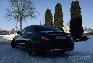 Melns Mercedes-Benz E 220 2019 Rīga, ar dzinēja tilpumu 2.00 L un nobraukumu 177 tūkst. km par 23800 €, foto 10 vietnē AUTOMOTO.COM.LV