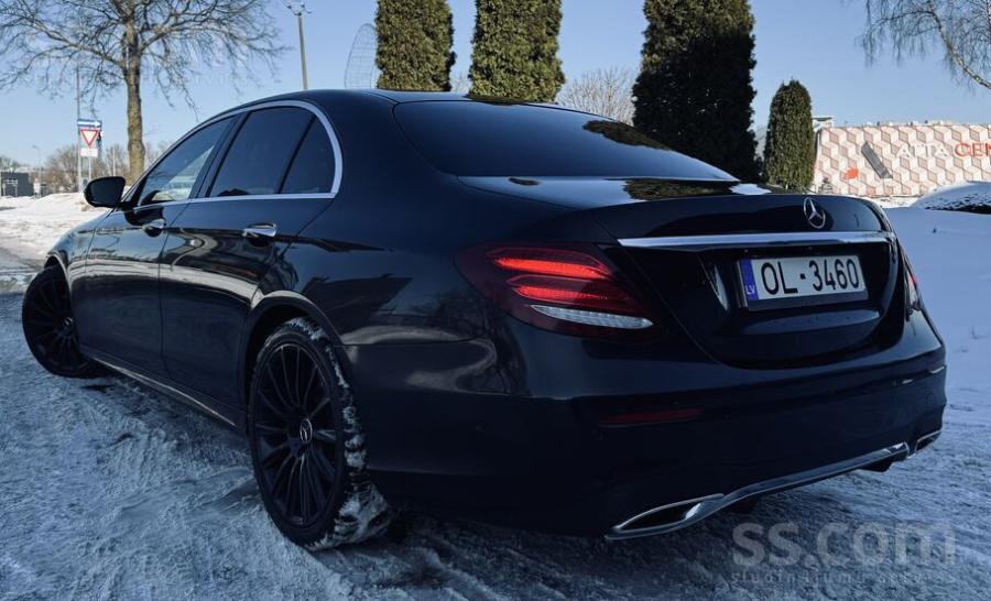 Melns Mercedes-Benz E 220 2019 Rīga, ar dzinēja tilpumu 2.00 L un nobraukumu 177 tūkst. km par 23800 €, foto 13 vietnē AUTOMOTO.COM.LV