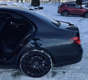 Melns Mercedes-Benz E 220 2019 Rīga, ar dzinēja tilpumu 2.00 L un nobraukumu 177 tūkst. km par 23800 €, foto 14 vietnē AUTOMOTO.COM.LV