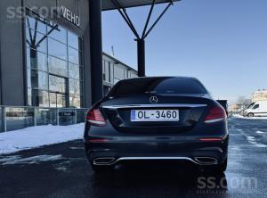 Melns Mercedes-Benz E 220 2019 Rīga, ar dzinēja tilpumu 2.00 L un nobraukumu 177 tūkst. km par 23800 €, foto 17 vietnē AUTOMOTO.COM.LV