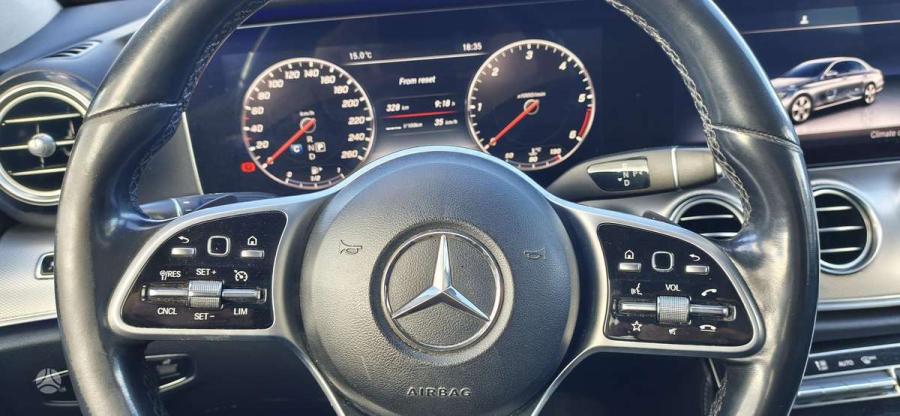 Черный Мерседес E 220 2019 в Таураге, объемом двигателя 1.95 л и пробегом 380 тыс. км за 14000 €, фото 23 на AUTOMOTO.COM.LV