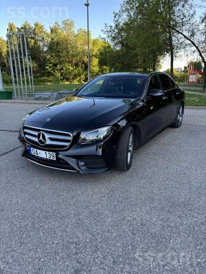 Black Mercedes-Benz E 220 2019 in Riga, with an engine capacity of 2.00 L and mileage of 310 thousand km for 24950 €, photo  on AUTOMOTO.COM.LV