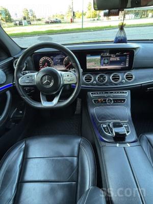 Melns Mercedes-Benz E 220 2019 Rīga, ar dzinēja tilpumu 2.00 L un nobraukumu 310 tūkst. km par 24950 €, foto 12 vietnē AUTOMOTO.COM.LV