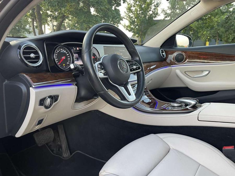 Черный Мерседес E 220 2019 в Каунас, объемом двигателя 1.95 л и пробегом 347 тыс. км за 8890 €, фото 11 на AUTOMOTO.COM.LV