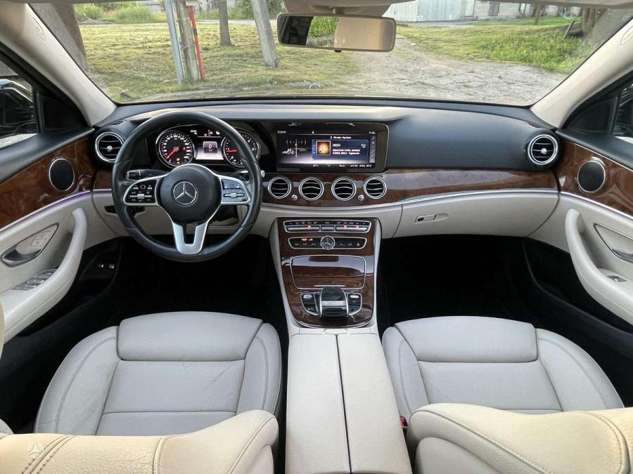 Черный Мерседес E 220 2019 в Каунас, объемом двигателя 1.95 л и пробегом 347 тыс. км за 8890 €, фото 20 на AUTOMOTO.COM.LV