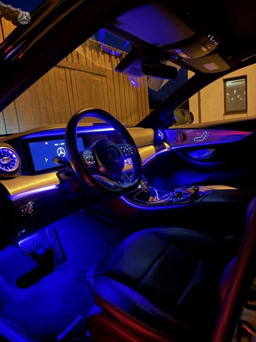 Melns Mercedes-Benz E 220 2019 Klaipėda, ar dzinēja tilpumu 1.95 L un nobraukumu 256 tūkst. km par 19800 €, foto 8 vietnē AUTOMOTO.COM.LV