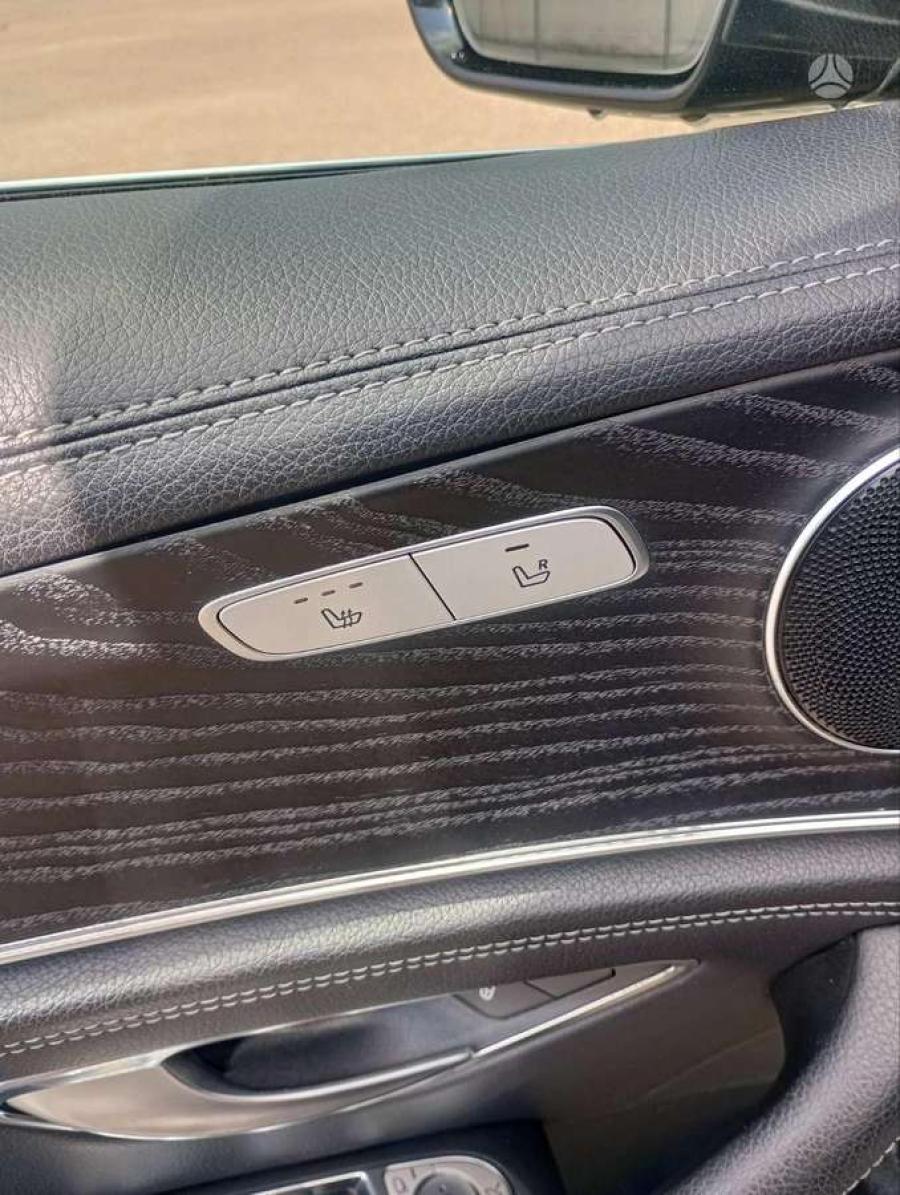 Черный Мерседес E 220 2019 в Каунас, объемом двигателя 1.95 л и пробегом 370 тыс. км за 16800 €, фото 11 на AUTOMOTO.COM.LV