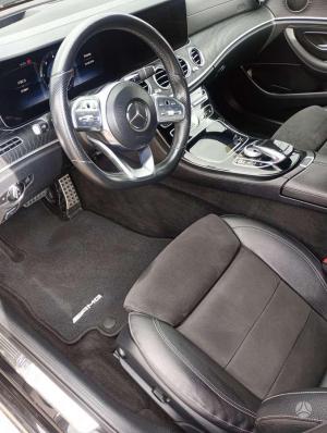 Черный Мерседес E 220 2019 в Каунас, объемом двигателя 1.95 л и пробегом 370 тыс. км за 16800 €, фото 13 на AUTOMOTO.COM.LV