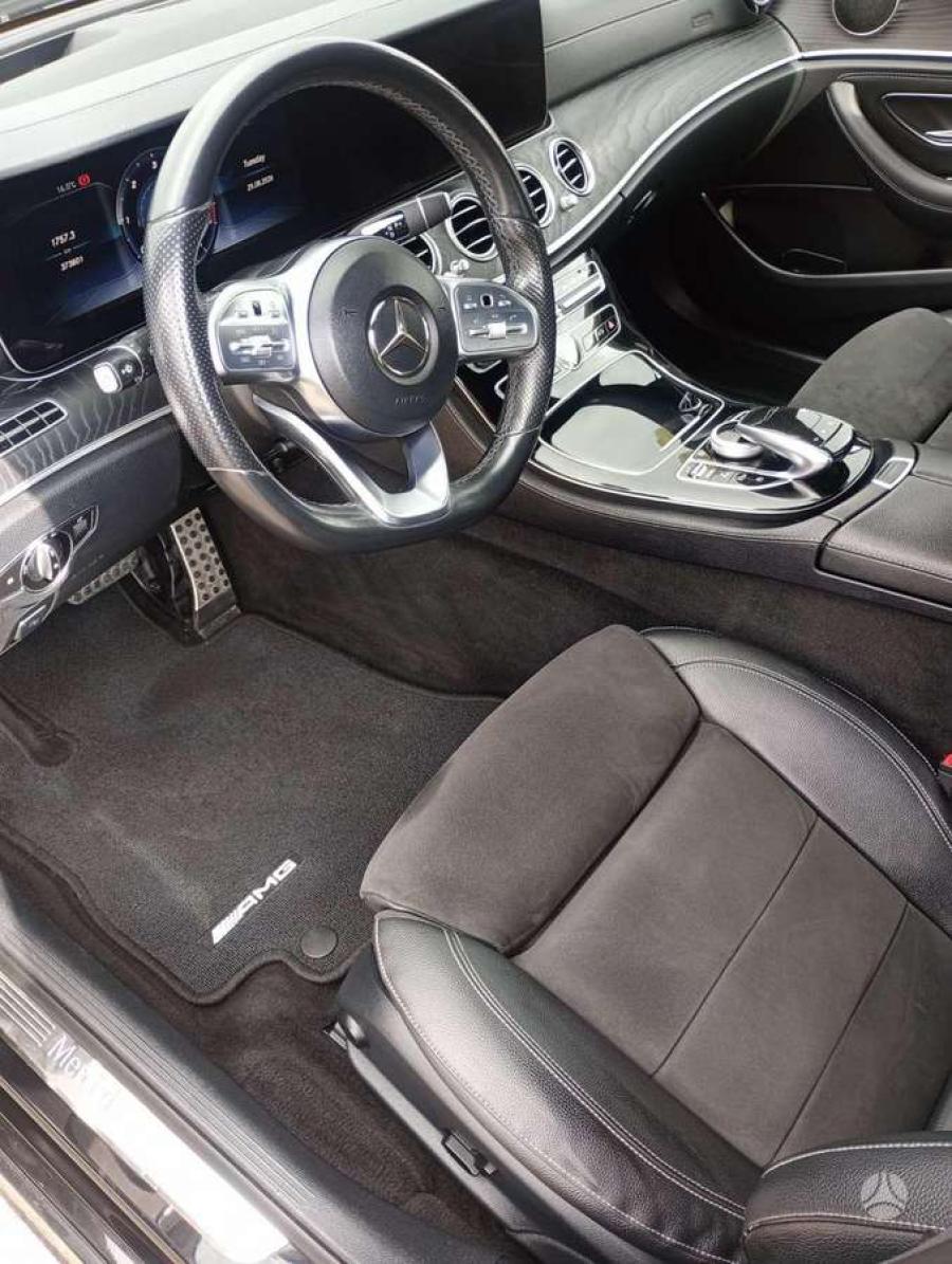 Черный Мерседес E 220 2019 в Каунас, объемом двигателя 1.95 л и пробегом 370 тыс. км за 16800 €, фото 13 на AUTOMOTO.COM.LV