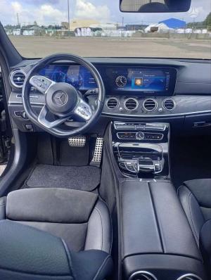 Черный Мерседес E 220 2019 в Каунас, объемом двигателя 1.95 л и пробегом 370 тыс. км за 16800 €, фото 17 на AUTOMOTO.COM.LV