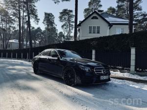 Черный Мерседес E 220 2019 в Рига, объемом двигателя 2.00 л и пробегом 168 тыс. км за 23500 €, фото 3 на AUTOMOTO.COM.LV