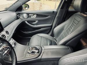 Черный Мерседес E 220 2019 в Рига, объемом двигателя 2.00 л и пробегом 168 тыс. км за 23500 €, фото 19 на AUTOMOTO.COM.LV