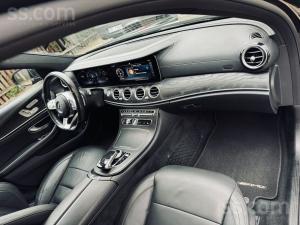 Черный Мерседес E 220 2019 в Рига, объемом двигателя 2.00 л и пробегом 168 тыс. км за 23500 €, фото 21 на AUTOMOTO.COM.LV