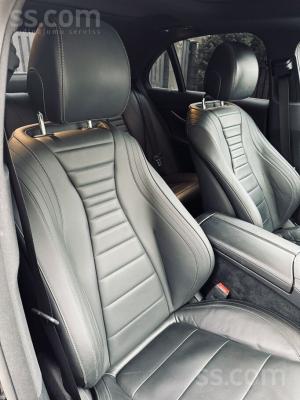 Черный Мерседес E 220 2019 в Рига, объемом двигателя 2.00 л и пробегом 168 тыс. км за 23500 €, фото 22 на AUTOMOTO.COM.LV