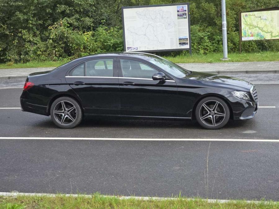 Черный Мерседес E 220 2019 в Каунас, объемом двигателя 1.60 л и пробегом 297 тыс. км за 12600 €, фото 12 на AUTOMOTO.COM.LV