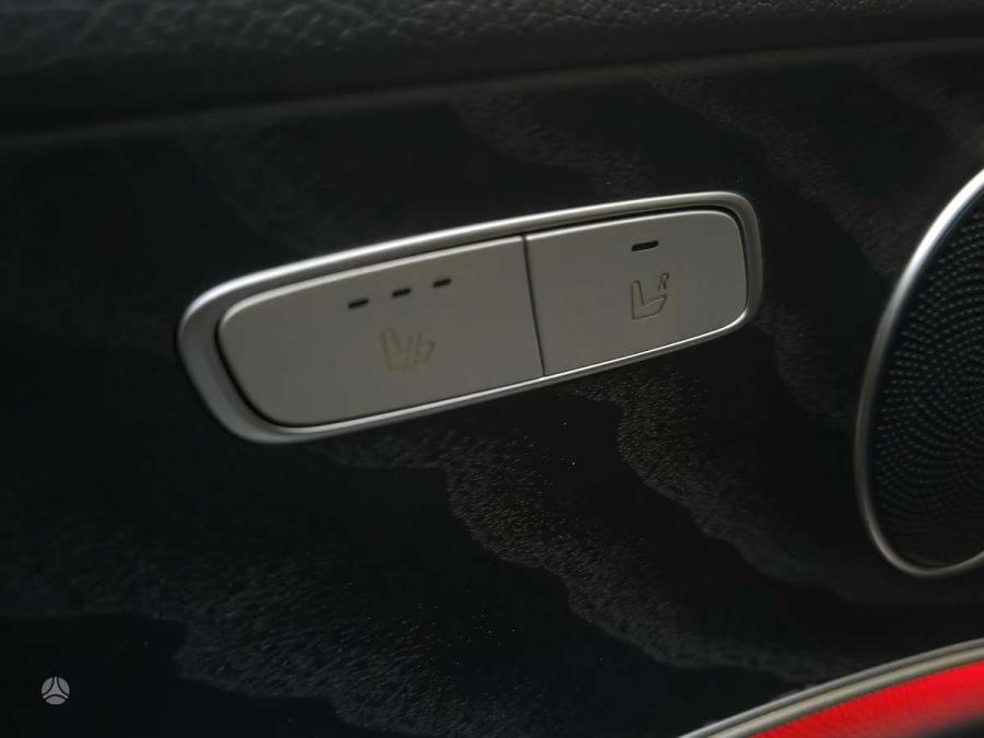 Черный Мерседес E 220 2019 в Вильнюс, объемом двигателя 1.95 л и пробегом 292 тыс. км за 19500 €, фото 18 на AUTOMOTO.COM.LV