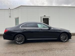 Black Mercedes-Benz E 220 2020 in Riga, with an engine capacity of 2.00 L and mileage of 0 thousand km for 23350 €, photo 16 on AUTOMOTO.COM.LV