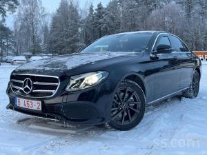 Черный Мерседес E 220 2020 в Рига, объемом двигателя 2.00 л и пробегом 0 тыс. км за 23200 €, фото  на AUTOMOTO.COM.LV