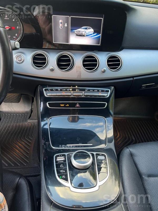 Melns Mercedes-Benz E 220 2020 Rīga, ar dzinēja tilpumu 2.00 L un nobraukumu 0 tūkst. km par 23200 €, foto 8 vietnē AUTOMOTO.COM.LV