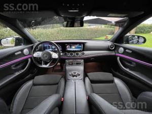 Черный Мерседес E 220 2020 в Рига, объемом двигателя 2.00 л и пробегом 105 тыс. км за 33000 €, фото 6 на AUTOMOTO.COM.LV