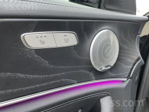 Черный Мерседес E 220 2020 в Рига, объемом двигателя 2.00 л и пробегом 105 тыс. км за 33000 €, фото 10 на AUTOMOTO.COM.LV