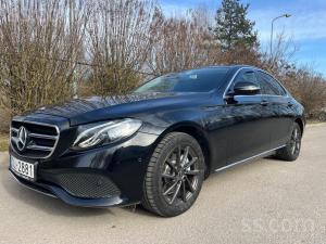Черный Мерседес E 220 2020 в Рига, объемом двигателя 2.00 л и пробегом 0 тыс. км за 19990 €, фото 3 на AUTOMOTO.COM.LV