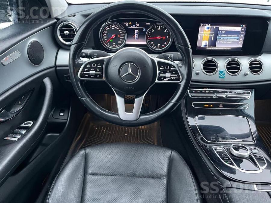 Черный Мерседес E 220 2020 в Рига, объемом двигателя 2.00 л и пробегом 0 тыс. км за 19990 €, фото 5 на AUTOMOTO.COM.LV