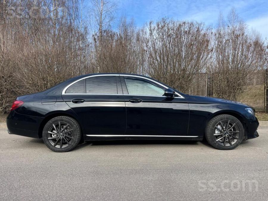 Черный Мерседес E 220 2020 в Рига, объемом двигателя 2.00 л и пробегом 0 тыс. км за 19990 €, фото 22 на AUTOMOTO.COM.LV
