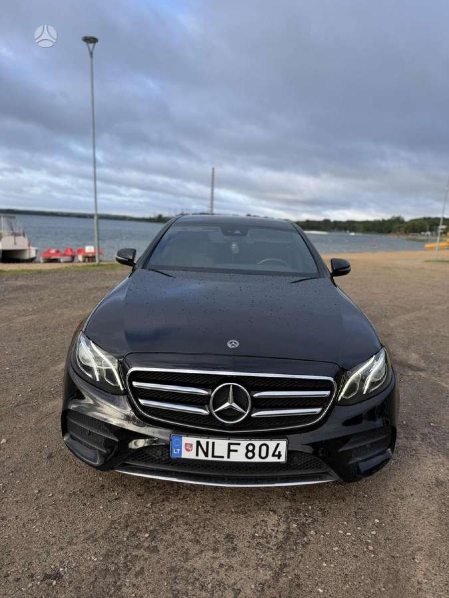 Melns Mercedes-Benz E 220 2020 Elektrėnai, ar dzinēja tilpumu 2.00 L un nobraukumu 292 tūkst. km par 22000 €, foto 7 vietnē AUTOMOTO.COM.LV