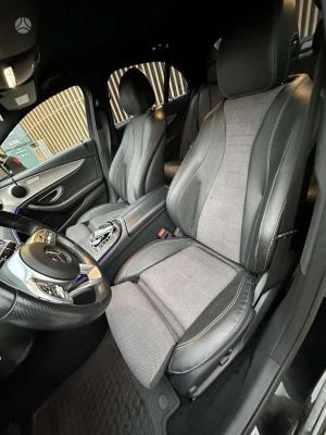 Melns Mercedes-Benz E 220 2020 Elektrėnai, ar dzinēja tilpumu 2.00 L un nobraukumu 292 tūkst. km par 22000 €, foto 14 vietnē AUTOMOTO.COM.LV