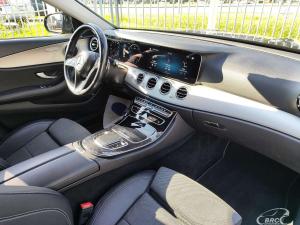 Черный Мерседес E 220 2020 в Клайпеда, объемом двигателя 1.95 л и пробегом 295 тыс. км за 22500 €, фото 10 на AUTOMOTO.COM.LV
