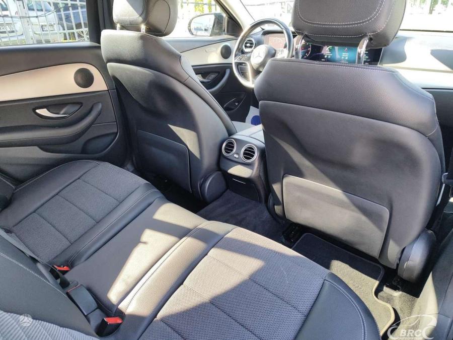 Черный Мерседес E 220 2020 в Клайпеда, объемом двигателя 1.95 л и пробегом 295 тыс. км за 22500 €, фото 13 на AUTOMOTO.COM.LV