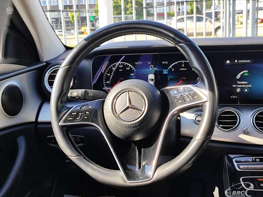 Черный Мерседес E 220 2020 в Клайпеда, объемом двигателя 1.95 л и пробегом 295 тыс. км за 22500 €, фото 18 на AUTOMOTO.COM.LV