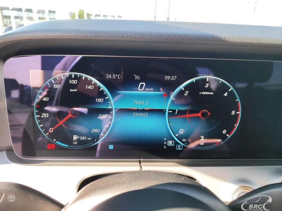Черный Мерседес E 220 2020 в Клайпеда, объемом двигателя 1.95 л и пробегом 295 тыс. км за 22500 €, фото 29 на AUTOMOTO.COM.LV