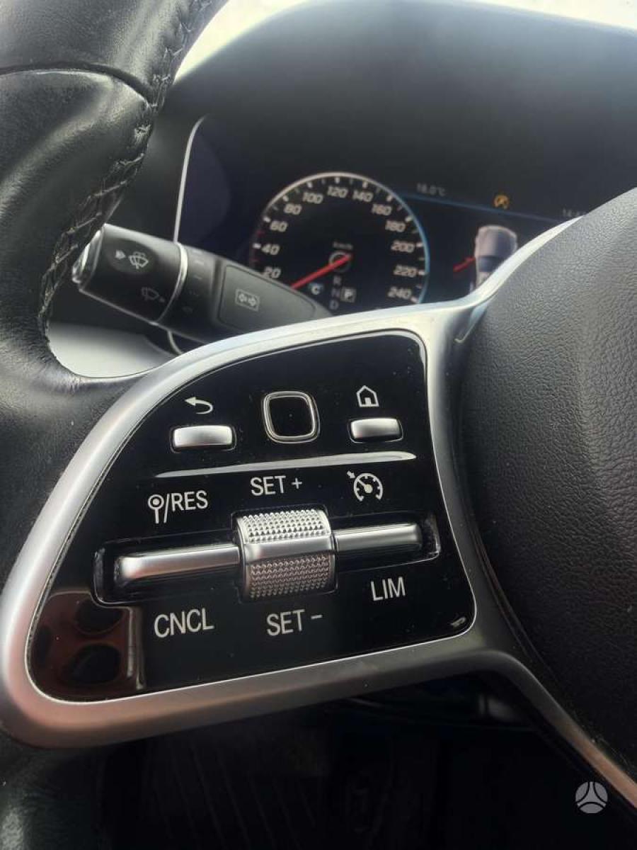Черный Мерседес E 220 2020 в Вильнюс, объемом двигателя 1.95 л и пробегом 312 тыс. км за 13300 €, фото 13 на AUTOMOTO.COM.LV