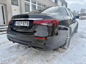 Melns Mercedes-Benz E 220 2021 Tauragė, ar dzinēja tilpumu 1.95 L un nobraukumu 280 tūkst. km par 23900 €, foto 11 vietnē AUTOMOTO.COM.LV