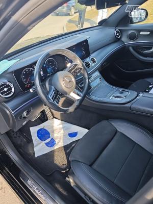 Melns Mercedes-Benz E 220 2021 Kauņa, ar dzinēja tilpumu 2.00 L un nobraukumu 298 tūkst. km par 19999 €, foto 16 vietnē AUTOMOTO.COM.LV