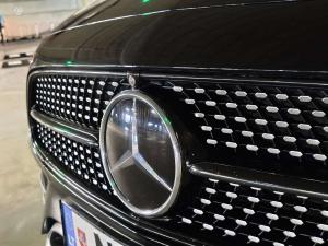Черный Мерседес E 220 2021 в Вильнюс, объемом двигателя 1.95 л и пробегом 205 тыс. км за 26800 €, фото 11 на AUTOMOTO.COM.LV