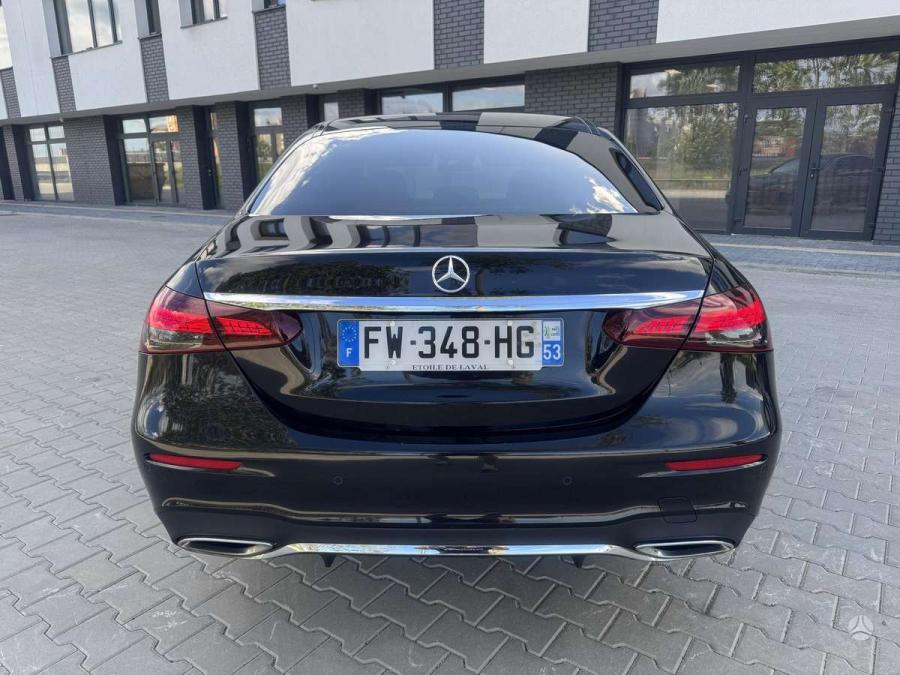 Черный Мерседес E 220 2021 в Каунас, объемом двигателя 2.00 л и пробегом 265 тыс. км за 22800 €, фото 8 на AUTOMOTO.COM.LV