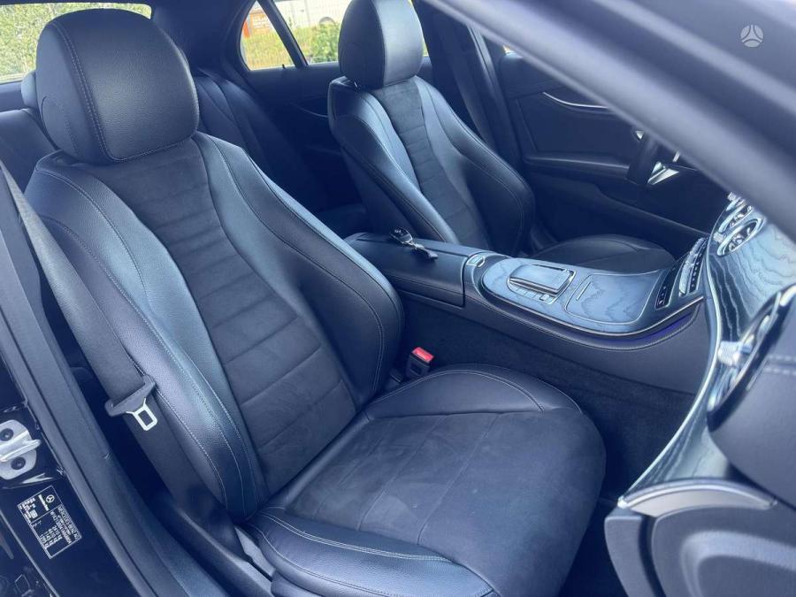 Черный Мерседес E 220 2021 в Каунас, объемом двигателя 2.00 л и пробегом 265 тыс. км за 22800 €, фото 14 на AUTOMOTO.COM.LV