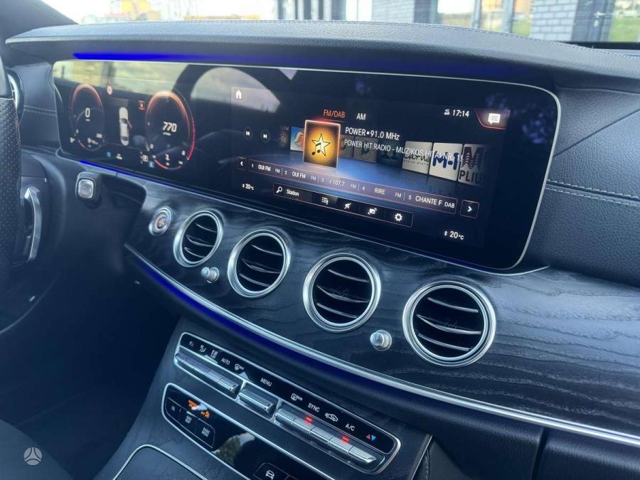 Черный Мерседес E 220 2021 в Каунас, объемом двигателя 2.00 л и пробегом 265 тыс. км за 22800 €, фото 21 на AUTOMOTO.COM.LV
