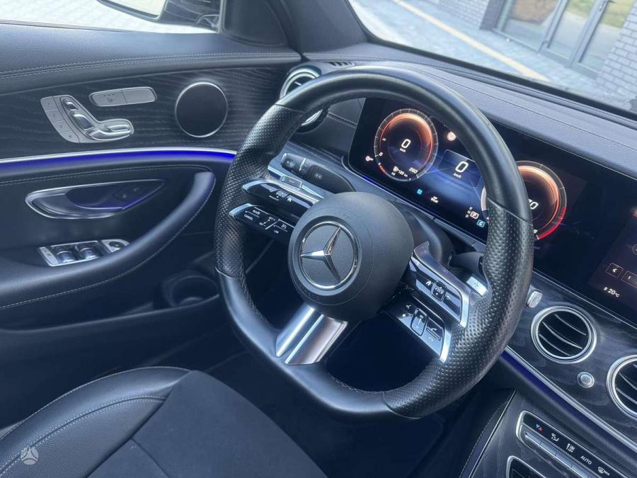 Черный Мерседес E 220 2021 в Каунас, объемом двигателя 2.00 л и пробегом 265 тыс. км за 22800 €, фото 22 на AUTOMOTO.COM.LV