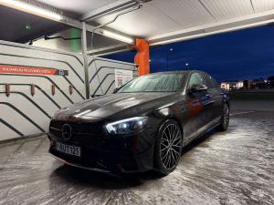 Melns Mercedes-Benz E 220 2021 Viļņa, ar dzinēja tilpumu 1.95 L un nobraukumu 201 tūkst. km par 27800 €, foto 23 vietnē AUTOMOTO.COM.LV