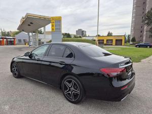 Черный Мерседес E 220 2021 в Паневежис, объемом двигателя 1.95 л и пробегом 380 тыс. км за 20100 €, фото 4 на AUTOMOTO.COM.LV